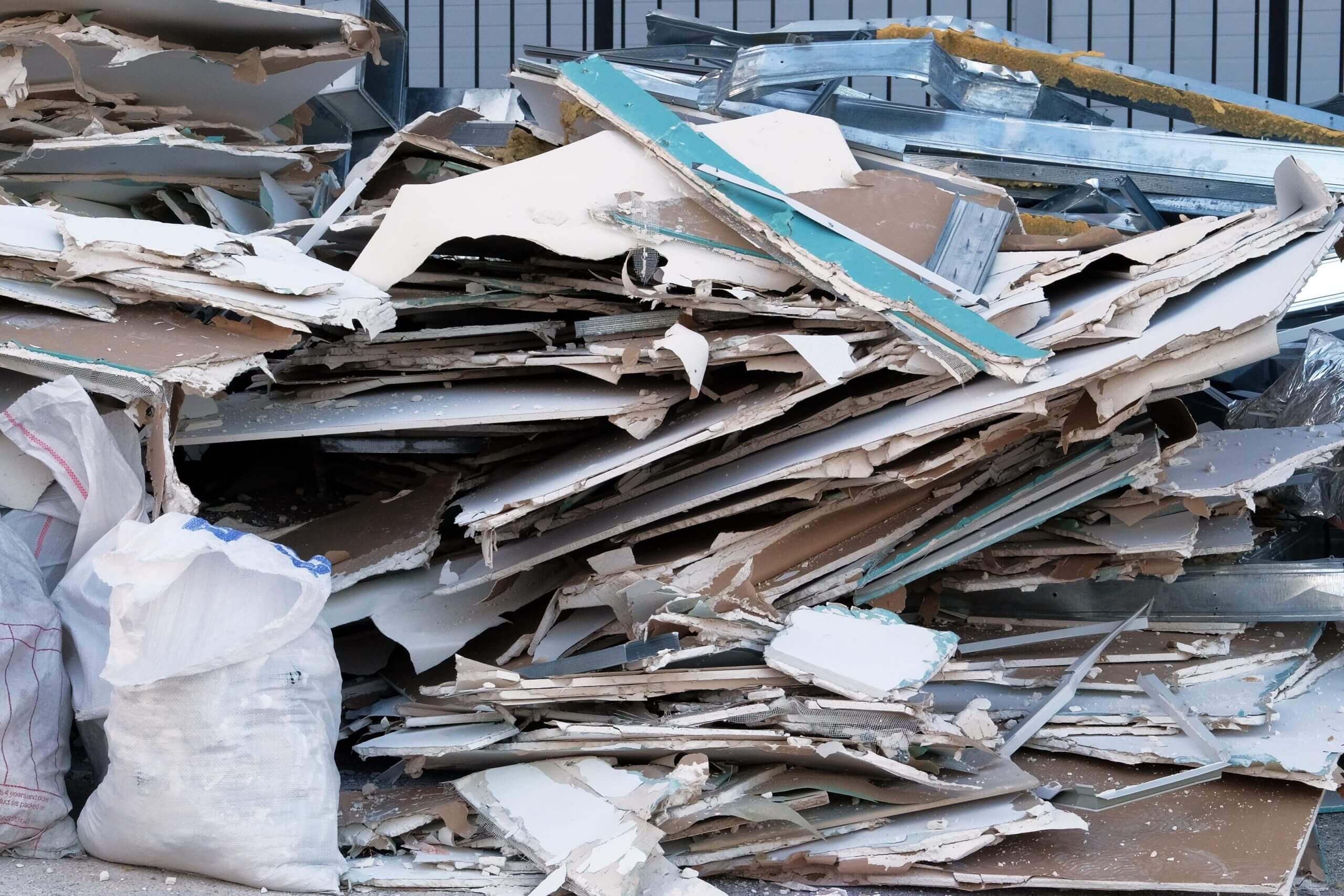 Best Trash, Waste, & Junk Removal Services in Manalapan, FL